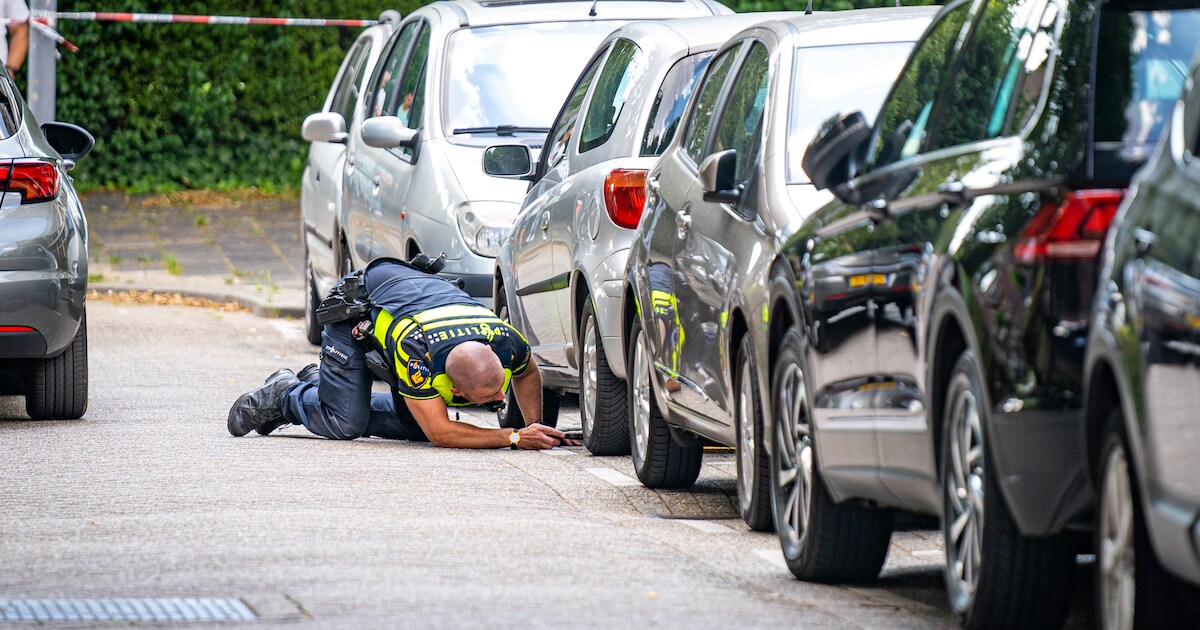 Schietpartij op de Zwartewaalstraat in Rotterdam, politie zoekt dader ...