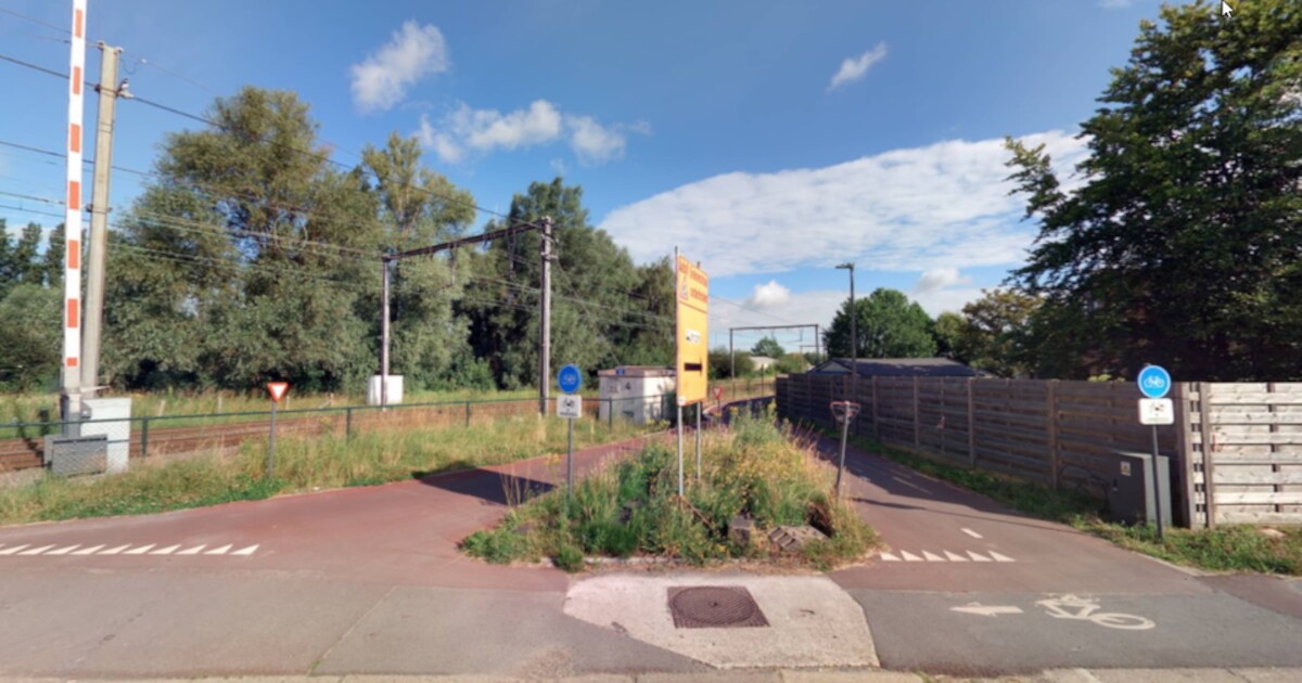 Fietspad tussen Hemiksem en Hoboken wordt tijdelijk afgesloten voor ...
