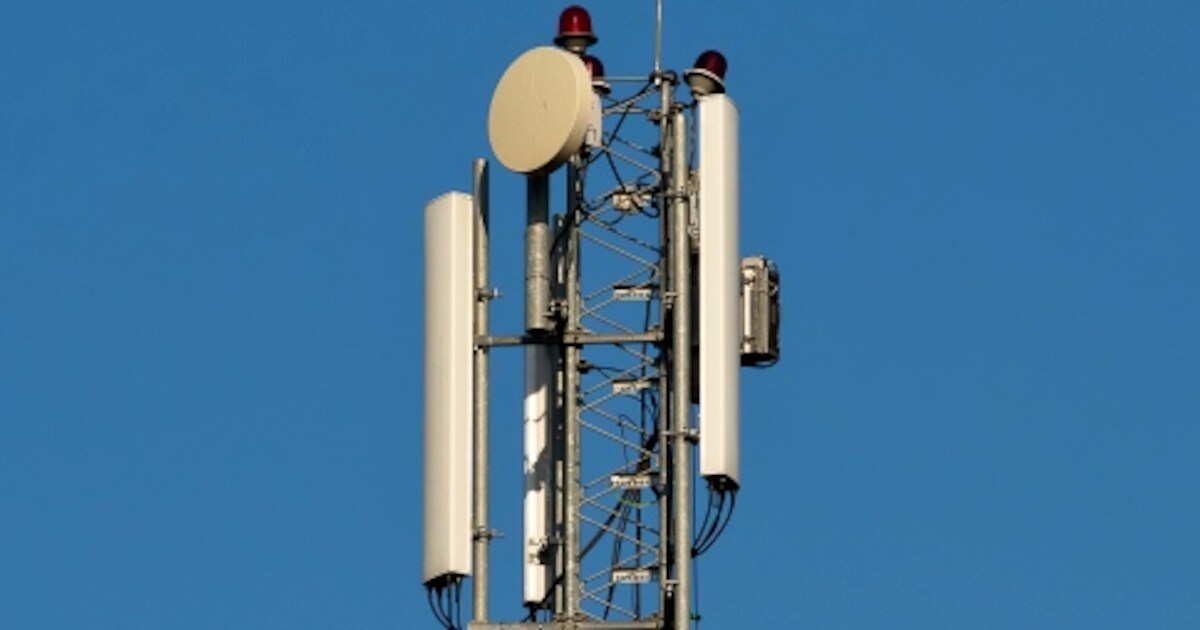 Kattendijke kan straks weer bellen dankzij nieuwe zendmast; ‘We zijn er ...