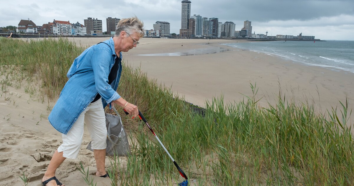 Peuken zorgen voor ergernis aan de kust: ‘Het strand is één grote asbak ...