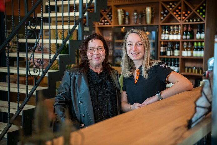 Adios café De Pieper, bienvenidos Bar Salud: nieuwe tapasbar brengt Spaanse sfeer in Axel ...