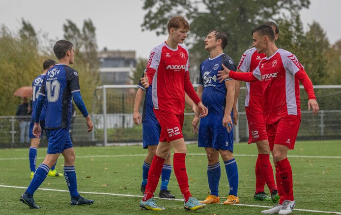 Goes legt 17e speler vast: Wiebe Provoost verlengt contract met twee ...