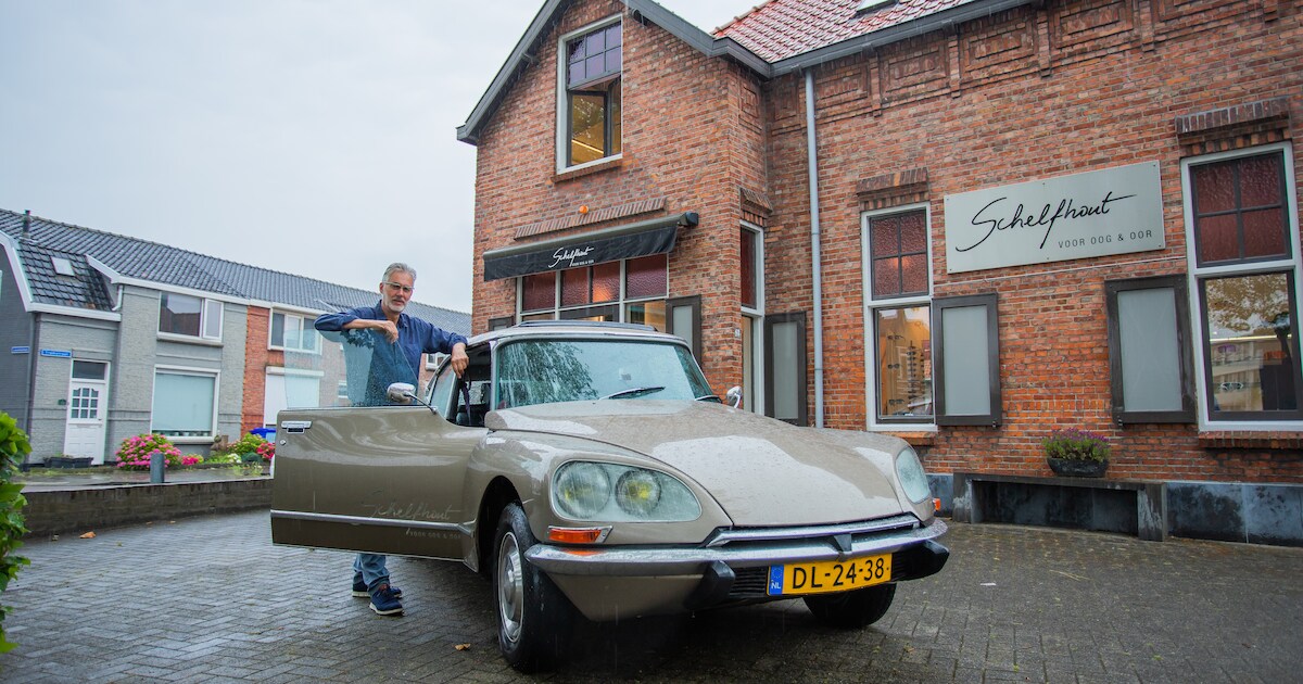 Zijn hobbyauto inspireerde Coert om een nieuw type bril te ontwerpen ...