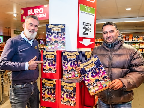 Supermarkt verkoopt ramadan-aftelkalender, veel negatieve reacties ...