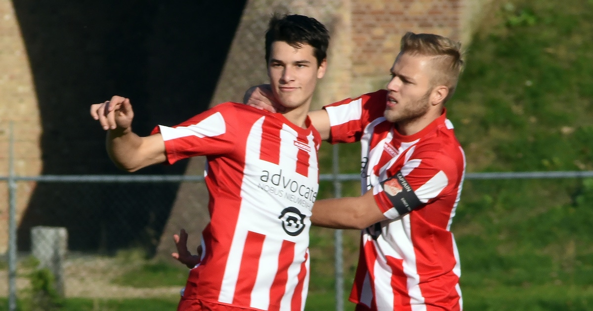 Jens Pyfferoen is weer de gevierde man bij Sluis | Zeeuws voetbal | pzc.nl