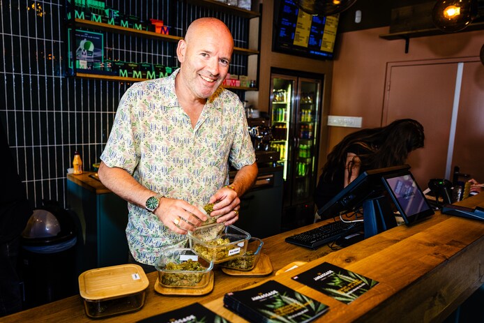 Er zou nooit meer een coffeeshop in de Hoeksche Waard komen, maar nu ...