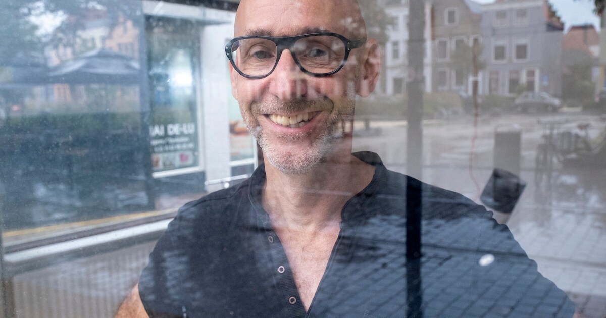 Alleen zijn naam kreeg kunstenaar Zeus van zijn vader: ‘Ik heb hem één ...