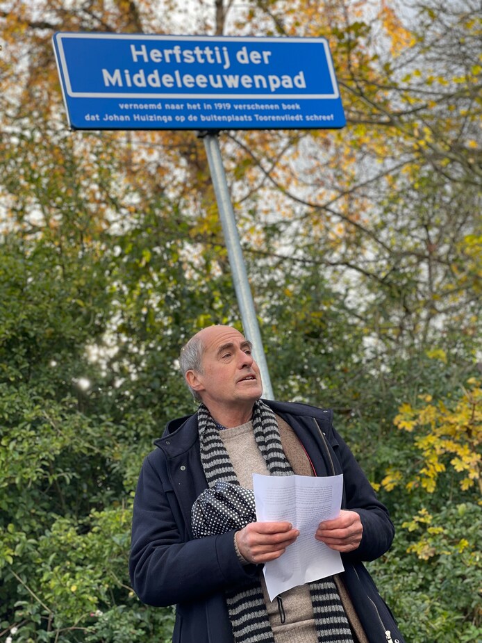 Uniek en toepasselijk: een padnaambord in Middelburg voor de grootste ...