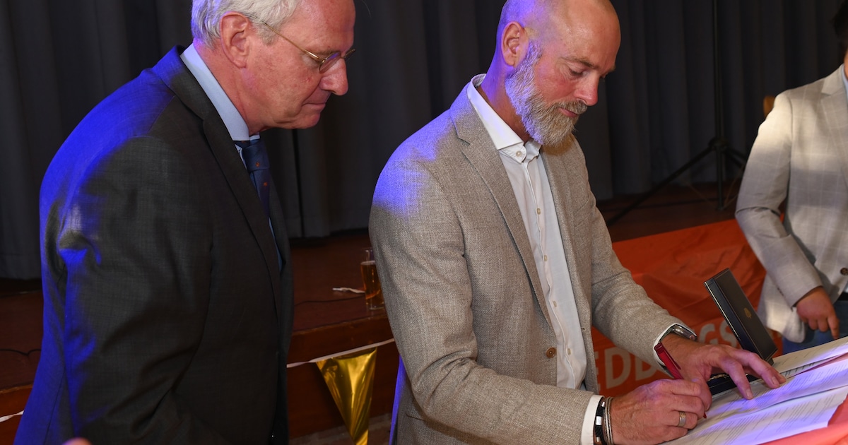 ‘Het heeft zijne majesteit behaagd’ Koninklijke erkenning voor 50 ...