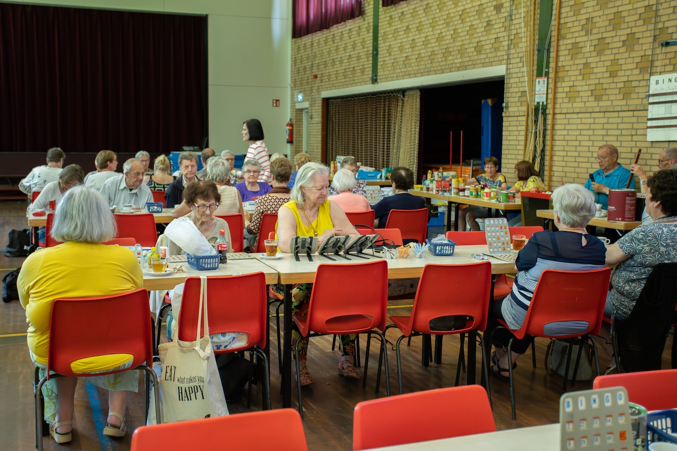‘Een seniorenbond trekt mensen achter de geraniums weg’ | Foto | pzc.nl