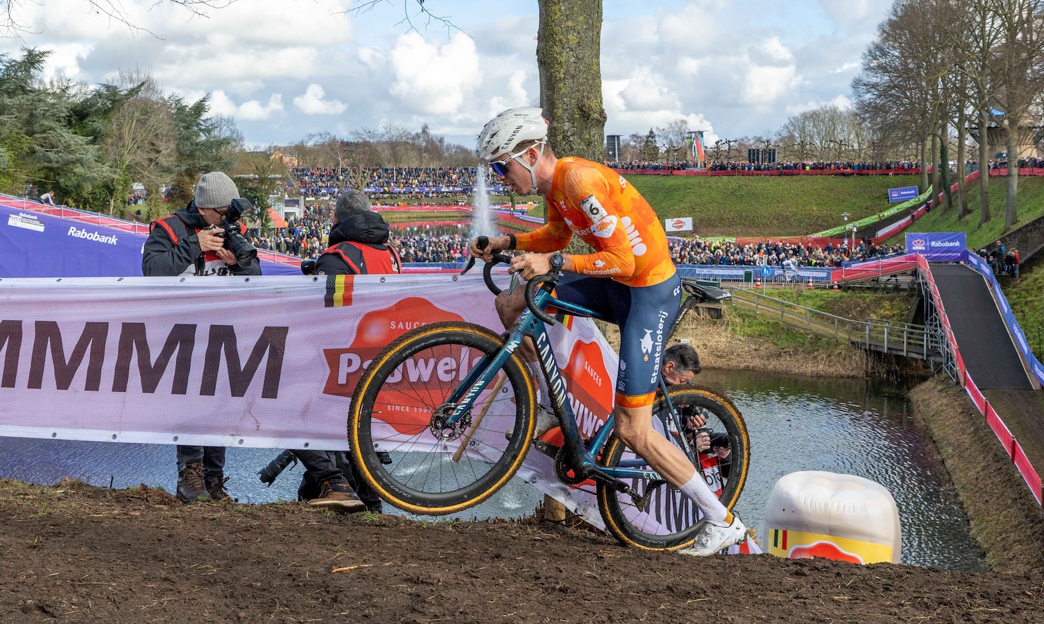 Senna Remijn moest tijdens WK-wedstrijd tien seconden rustig ademhalen ...