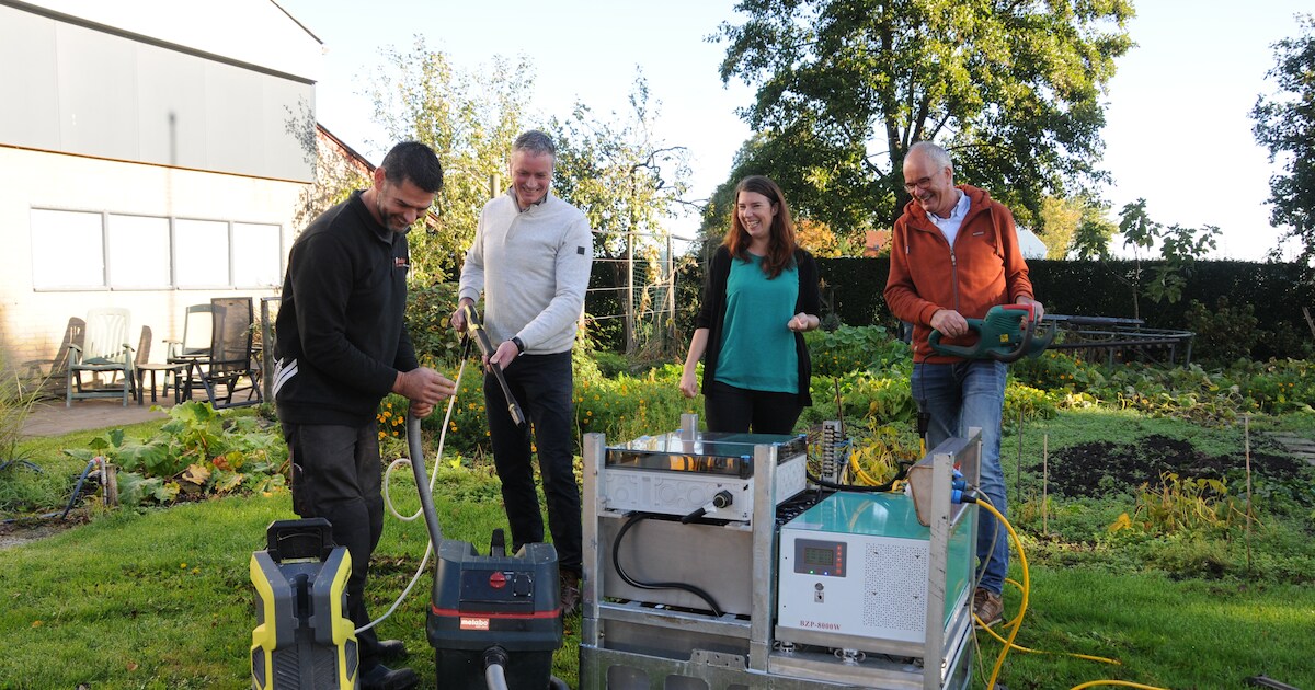 Tatarataaaaa! Daar is de stroombox, dankzij de Duurzaam Ondernemen ...