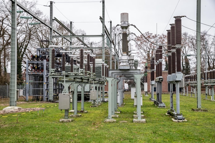 Welke plek valt af voor een hoogspanningsstation? Op 24 januari weten we het | Terneuzen | pzc.nl