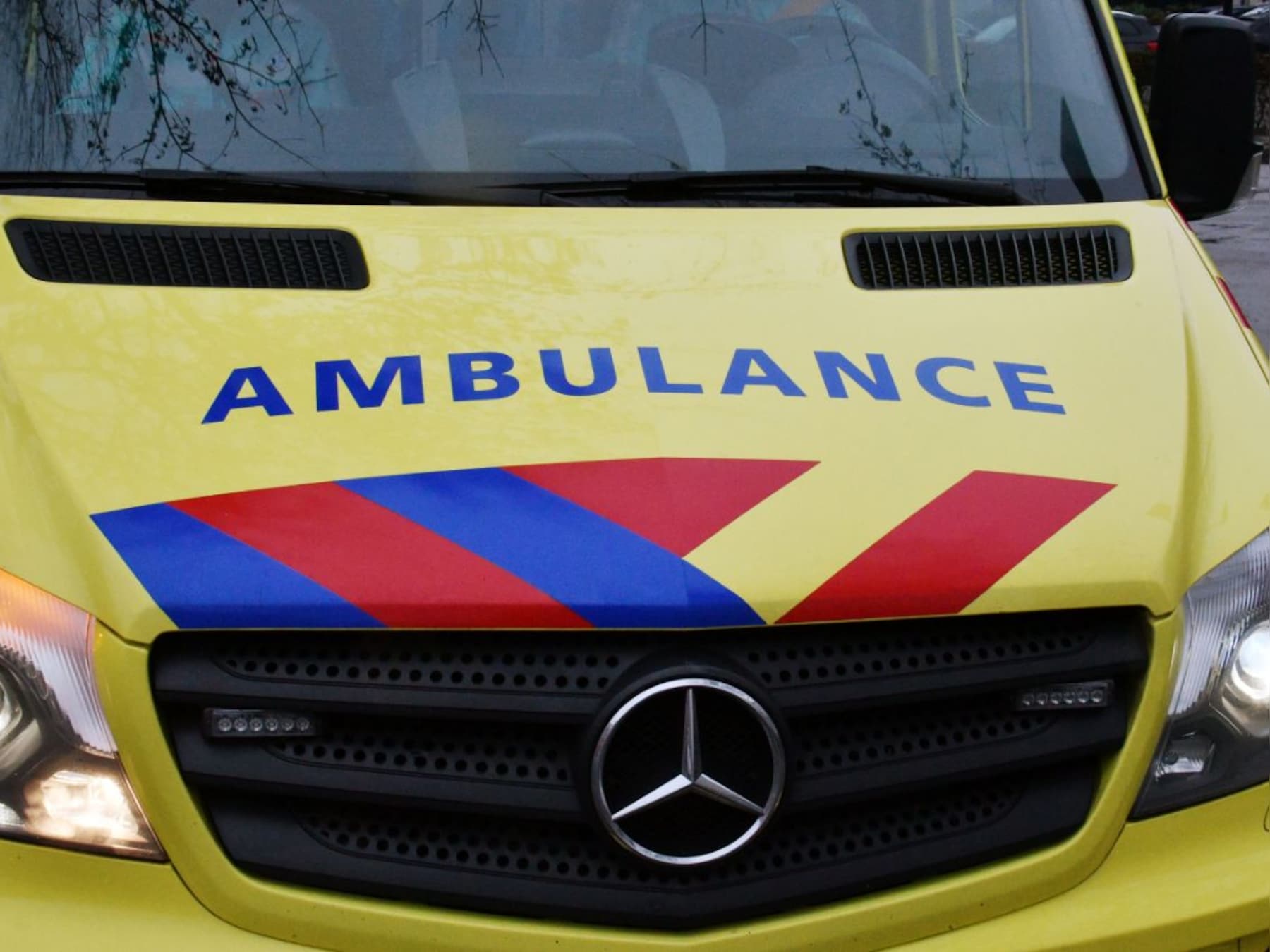 Ambulance met spoed naar Axel | 112 nieuws Terneuzen | PZC.nl
