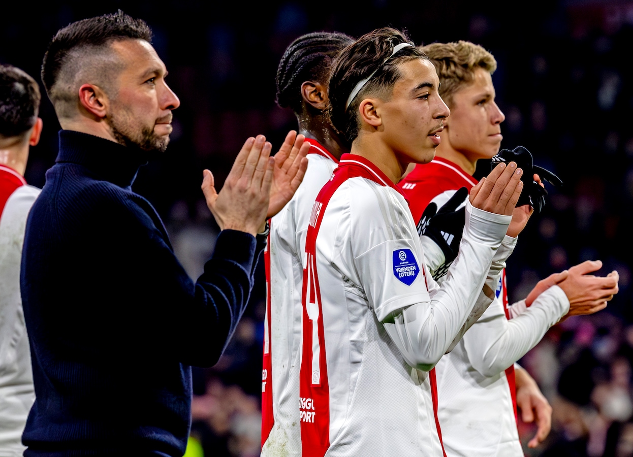 Rayane Bounida (18) maakt debuut in kolkende Johan Cruijff Arena: ‘Ik ...