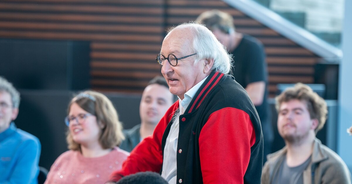 ‘In dit nieuwe EO-programma moeten de autisten weer debiel doen’ | Show | pzc.nl