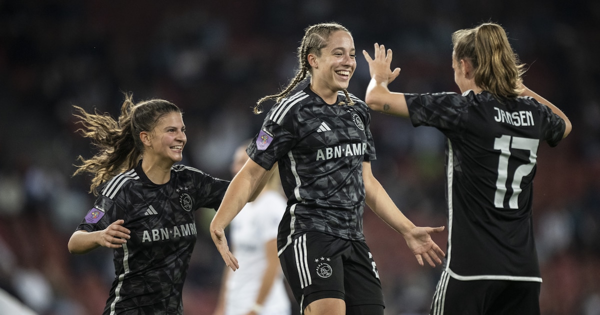 Voetbalster Danique Tolhoek gaat met Ajax bij Lieke Martens en Jackie ...