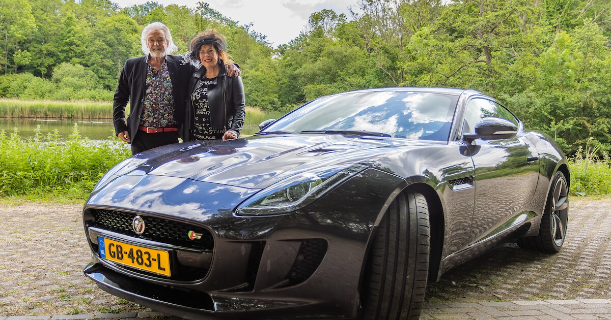 Ronald en Ina zijn gek op hun Jaguar: ‘Er zitten meer boxen in dan de ...