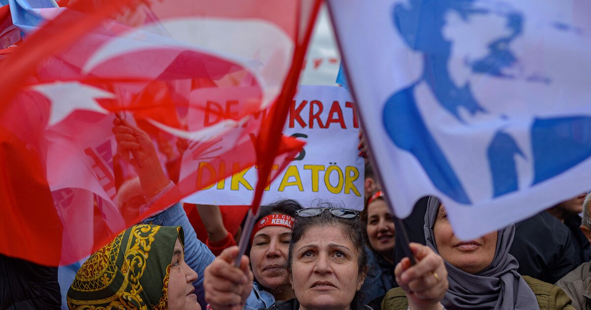 Turkse Nederlanders naar de stembus voor verkiezingen Turkije ...