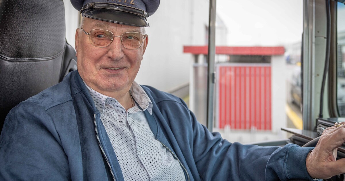 De AMZ wordt honderd jaar: ‘De bus zat altijd vol en mensen hadden nog ...