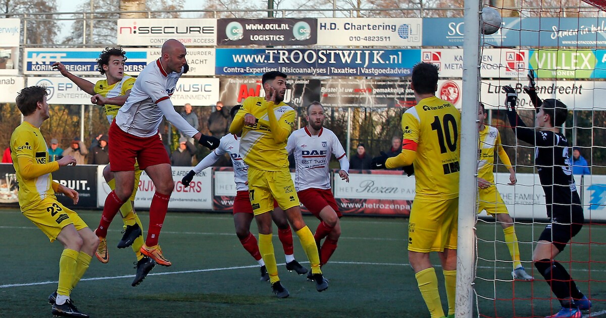 LIVE | Hoek gaat voor eerherstel tegen koploper GVVV | Zeeuws voetbal ...