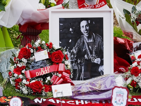 Van puur geluk naar onmetelijk verdriet: hoe Liverpool de dood van ...