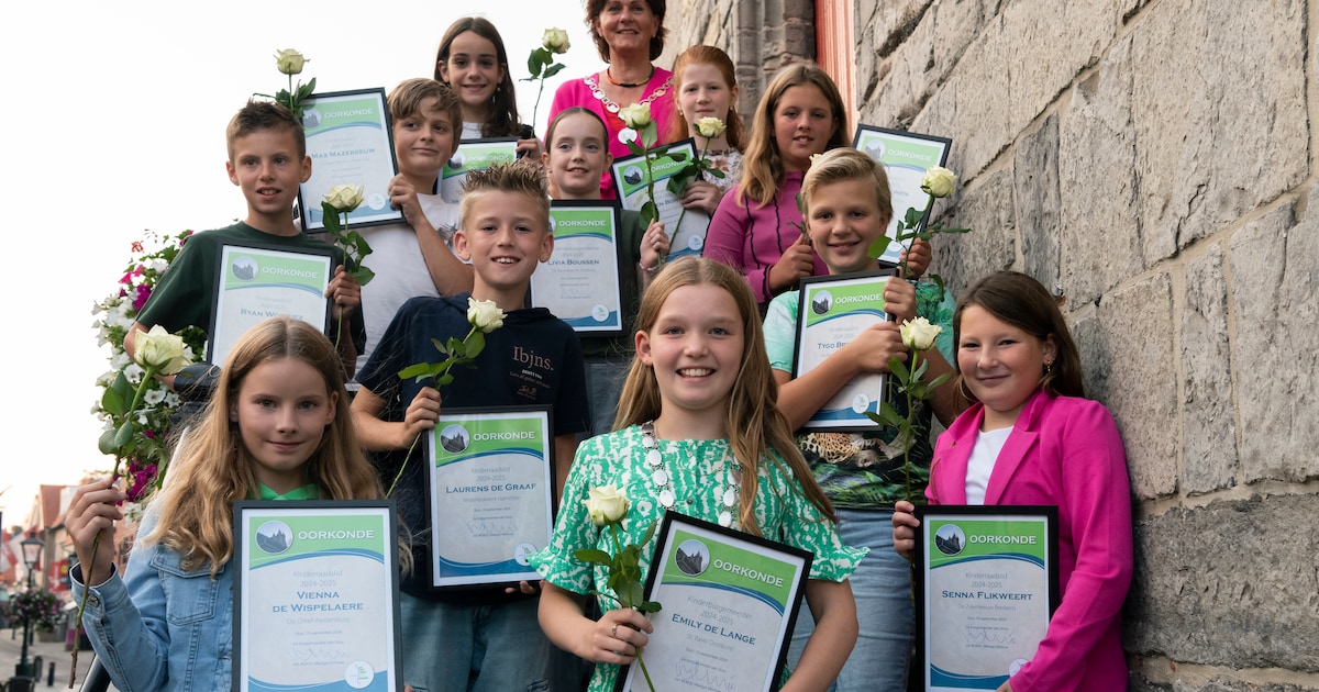 Kinderburgemeester Emily wil dat kinderen buiten spelen en contact ...