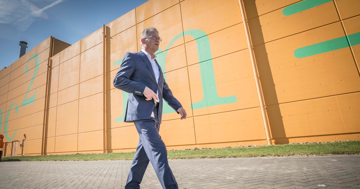 Jan Boelen kondigt afscheid als directeur van Covra aan | Regio | PZC.nl