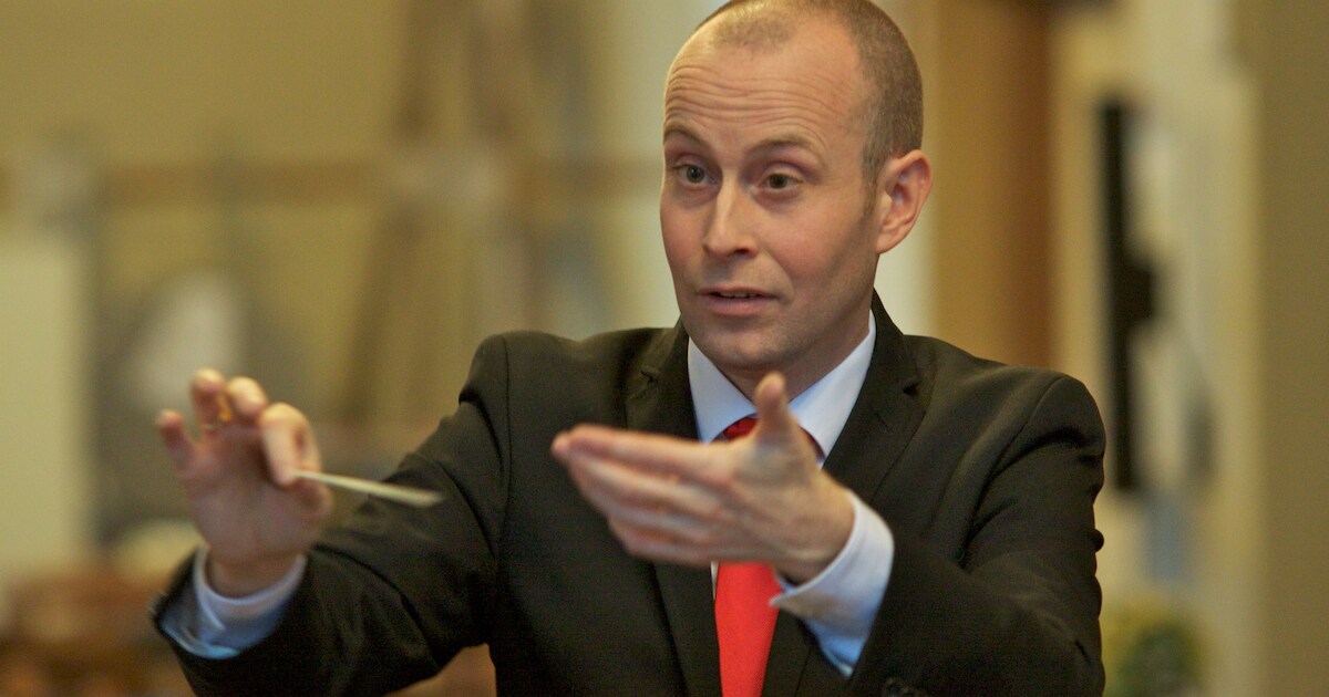 Zeeuwse dirigent haalt zijn Friese orkest naar zijn geboortegrond ...