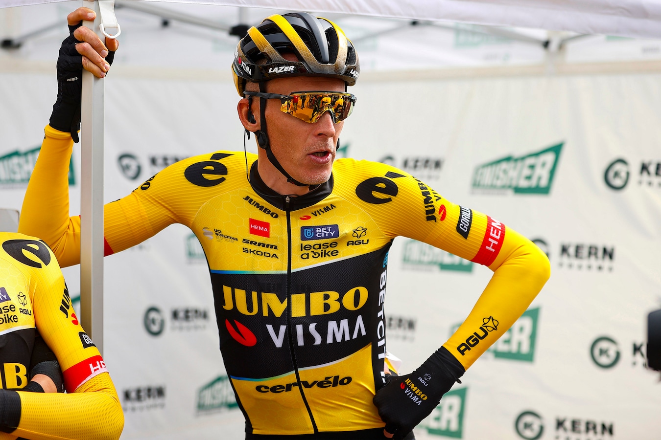 Robert Gesink, de eikenhouten kast van Jumbo-Visma: ‘Af en toe beetje ...