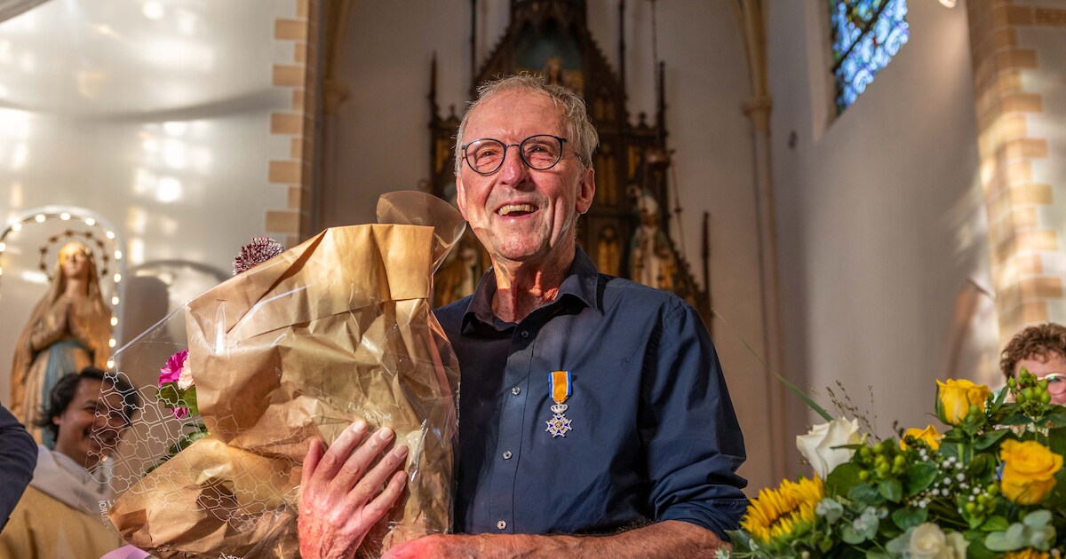 Boegbeeld van Ovezandse koorzang Kees Boonman heeft nu een koninklijke ...