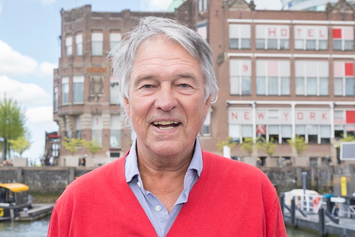 Ron Brandsteder maandag in besloten kring gecremeerd, familie dankbaar ...