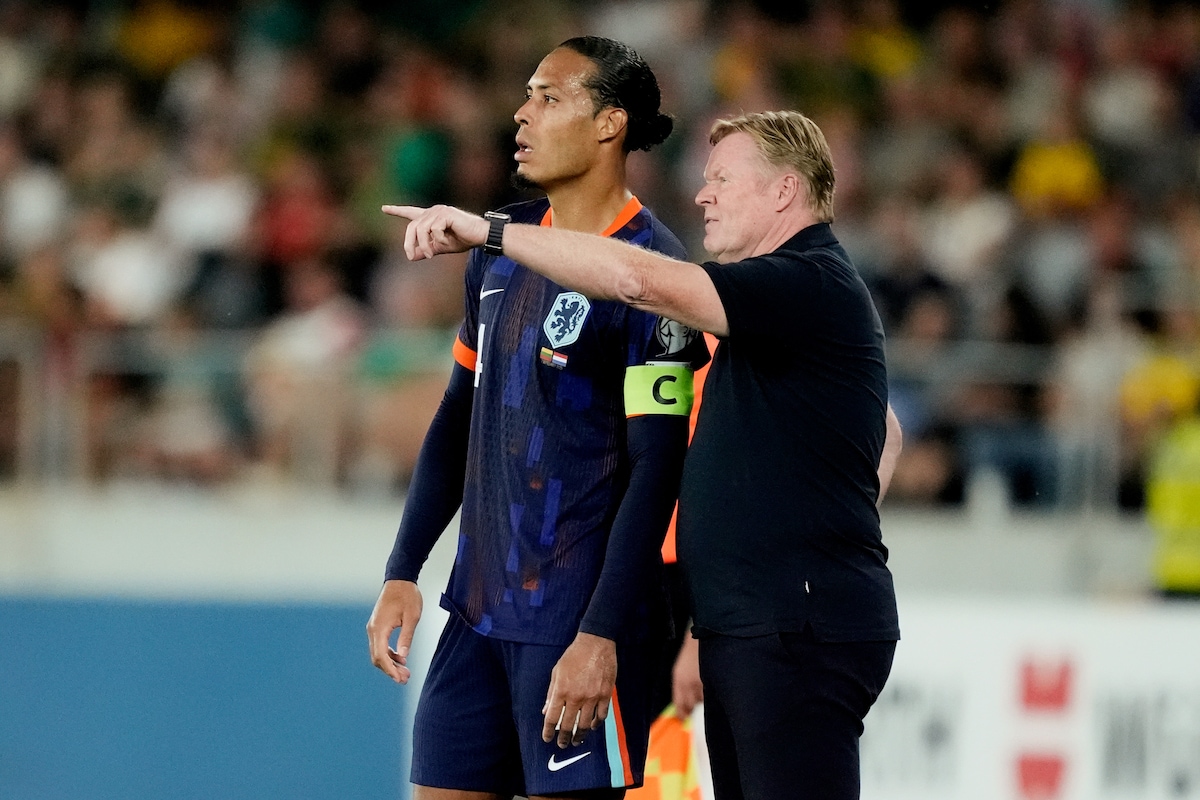 Ronald Koeman over Virgil van Dijk: ‘Ik moet hem af en toe achter de ...