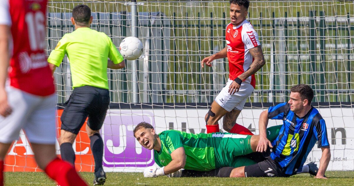 PZC Voetbal Podcast #35 met Matthew Lentink (Goes): een mail naar ...