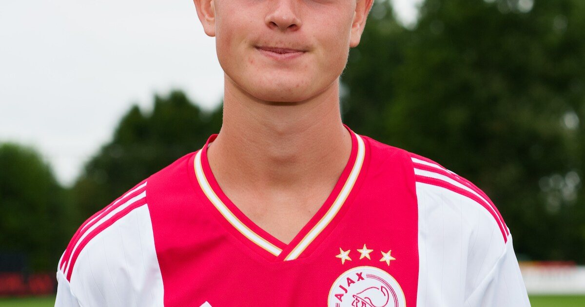 Dies Janse valt in als aanvaller en wint met Oranje onder 17 | Sport ...