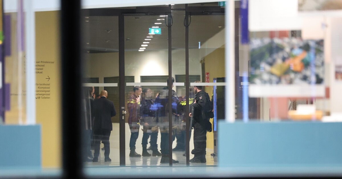 Indringer Tweede Kamer (18) verdacht van voorbereiden moord met ...