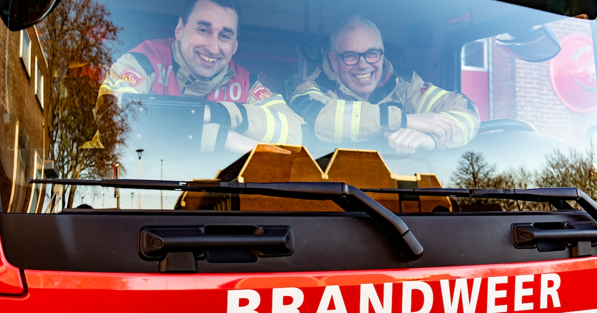 Brandweer Sluiskil bestaat 125 jaar en Jan-Willem is er al een halve ...