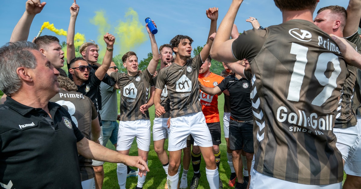 Tholense Boys keert met kampioenschap snel weer terug in derde klasse | Zeeuws voetbal | PZC.nl