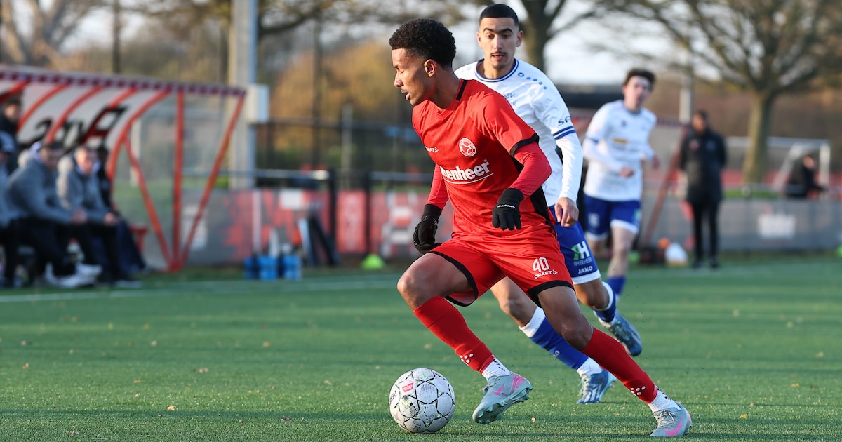 Hamza Bouihrouchane is één van de vele uitblinkers bij koploper Hoek ...