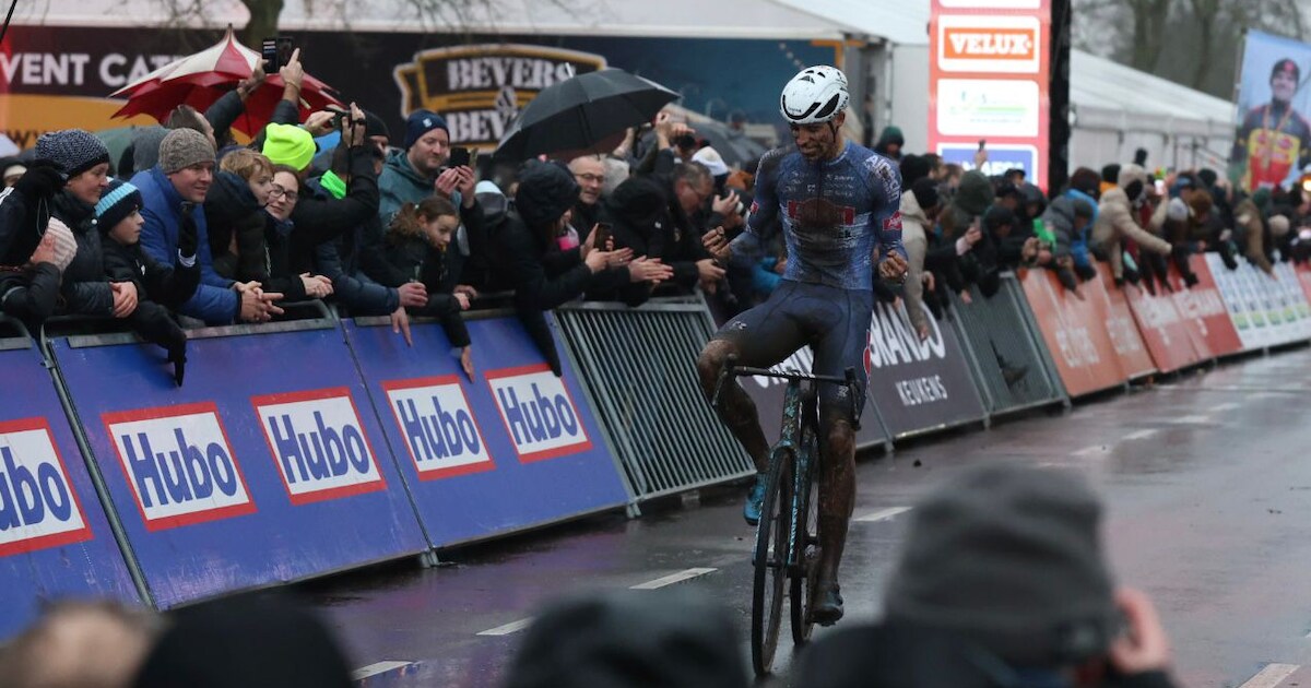 TERUGLEZEN | Hulst krijgt twee fraaie verrassingen tijdens Vestingcross ...