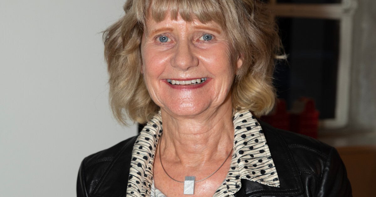 Koninklijke eer voor onderwijsvrouw Tonia de Groene bij vertrek Odyzee ...