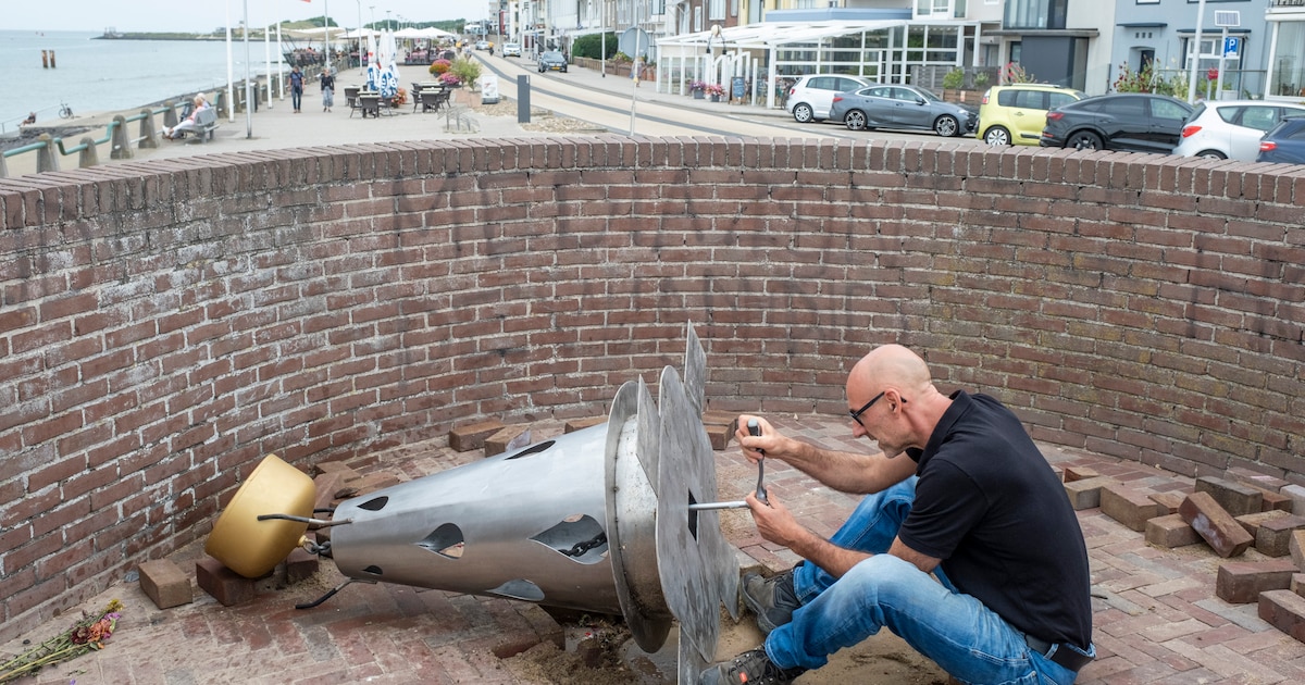 Tranen, trommelslagen en een plantagelied bij de (voorlopige) aftocht van het Vlissingse ...