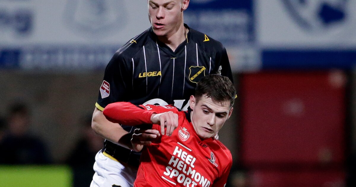 Daan Klomp en Jan Paul van Hecke doen hun werk | Zeeuws voetbal | pzc.nl