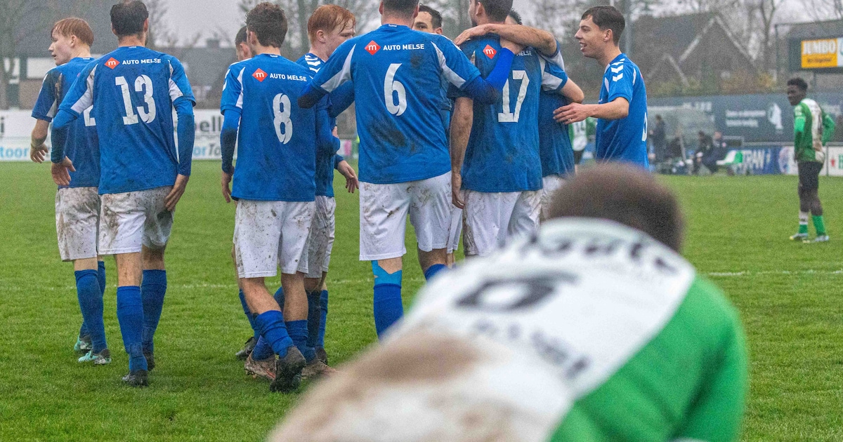 Van het frivole spel van WHS is nog weinig over nu het tegen degradatie ...