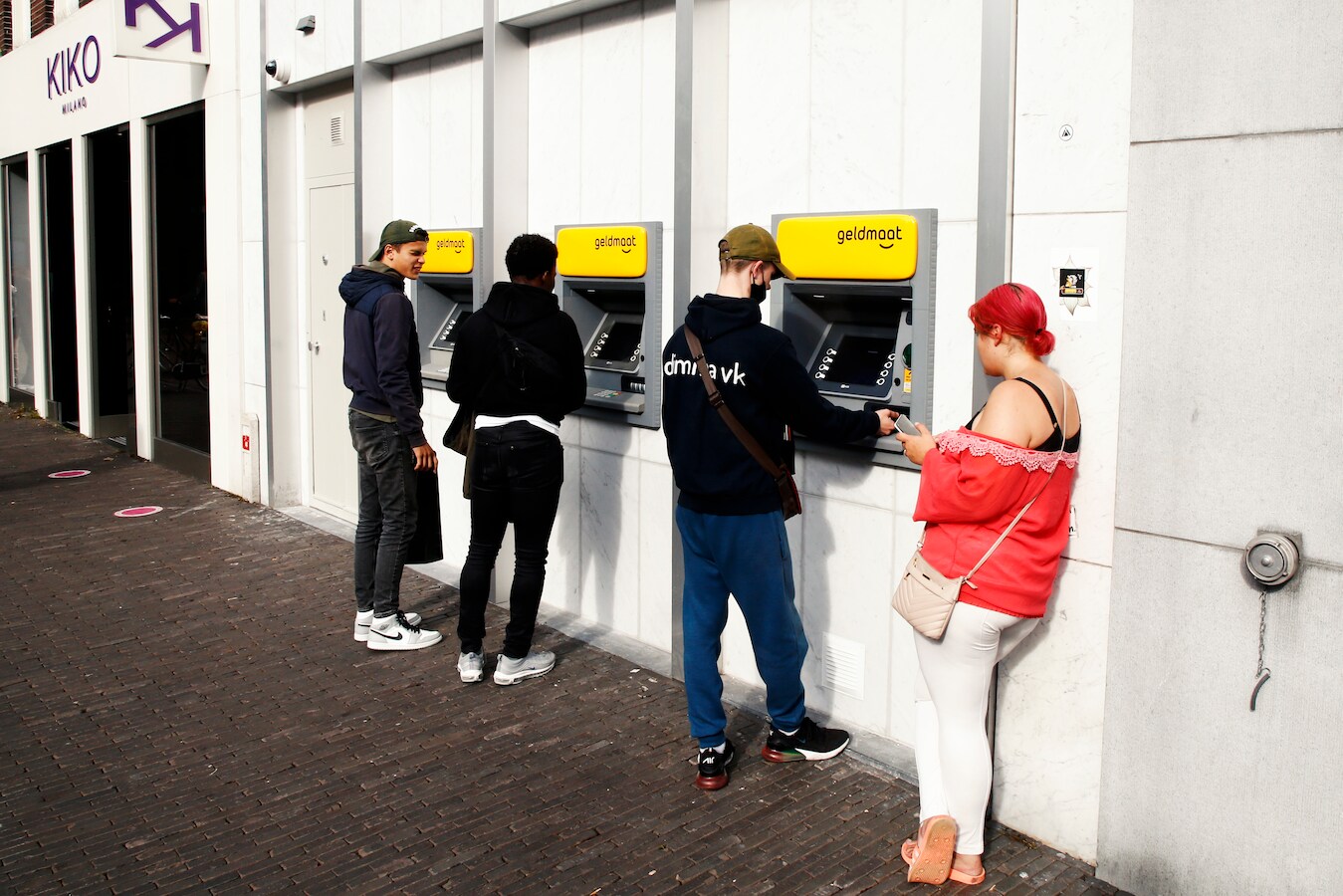 Slechts 14 geldautomaten per 100.000 inwoners: in deze stad is er bijna ...