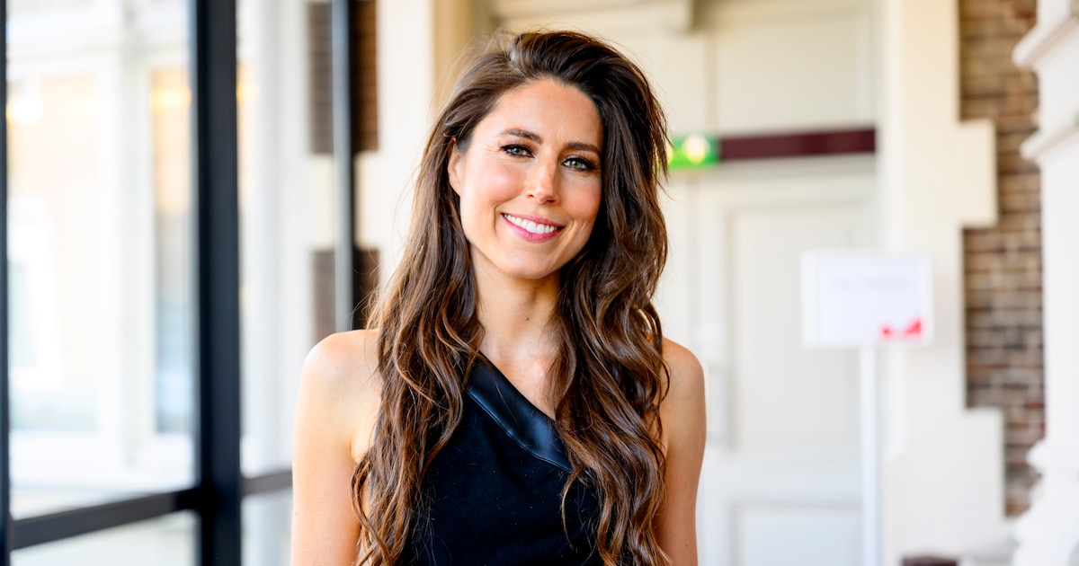 Iris Hond over haar grote liefde: 'Toen ik Bart zag staan, gebeurde er gelijk heel veel in me ...