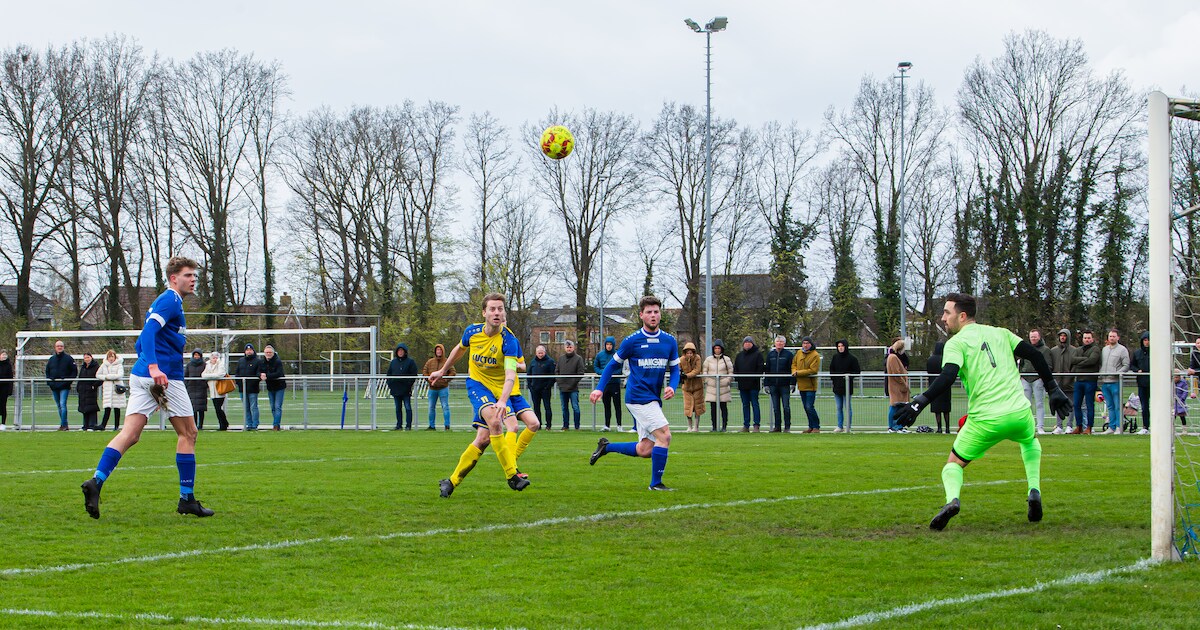 Iedereen bij HVV'24 wil dat de trainer blijft; ‘We schrokken van de ...