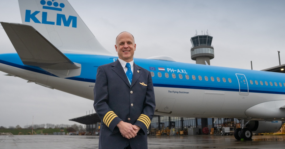 Zeeuwse piloot haalt nieuwste KLM-toestel op, de PH-AXL: ‘Je spreekt ...