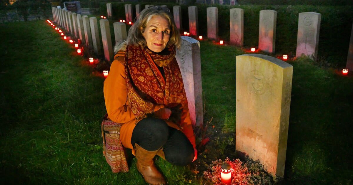 Lichtjes voor omgekomen piloot en andere geallieerde oorlogsslachtoffers | Zeeuws nieuws | PZC.nl