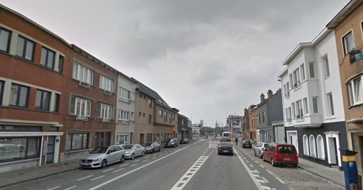 Jonge twintiger raakt levensgevaarlijk gewond na zware val met ...